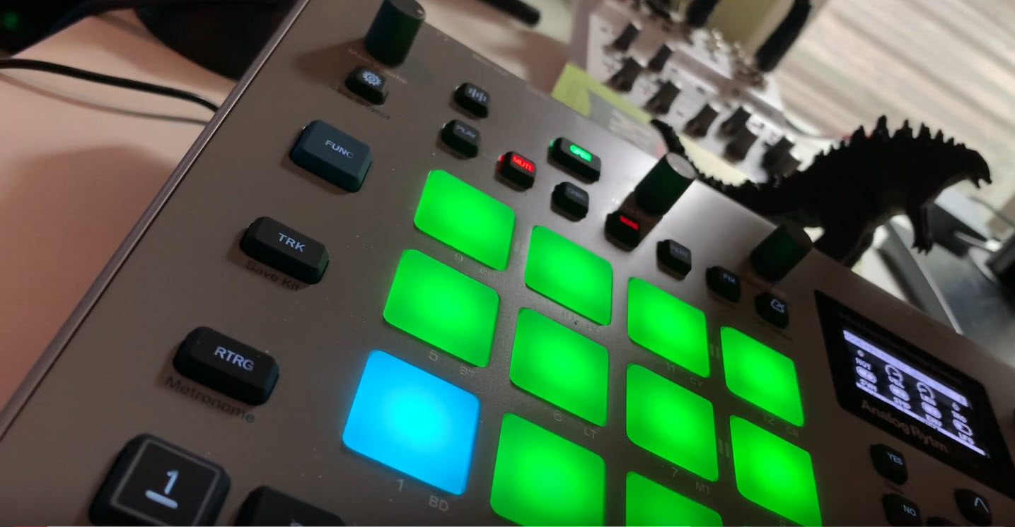 mark moshe analog rytm godzilla – Mark Mosher